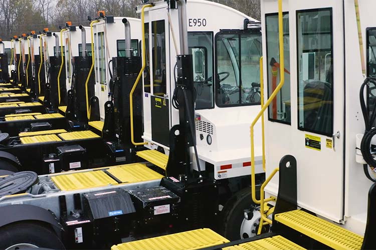 What Is A Yard Jockey And What Do They Do Big Truck Rental